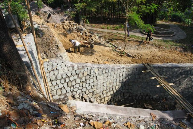 BANGUN TALUD - Espos.id | Espos Indonesia dari Solo untuk Indonesia