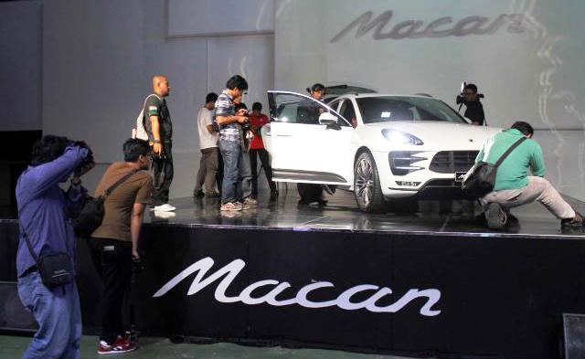 FOTO MOBIL TERBARU : Porsche Luncurkan di Macan di Jakarta - Espos.id