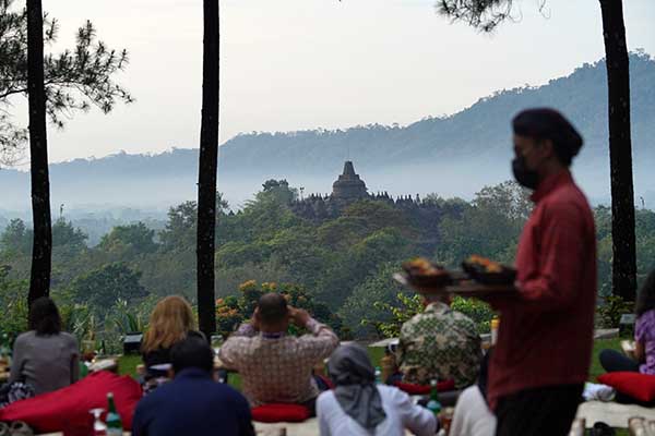 Menikmati Indahnya Alam Borobudur dari Bukit Dagi Magelang - Espos.id