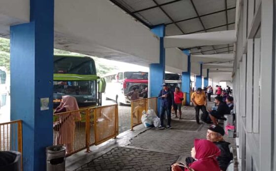 VIP-Double Decker, Fasilitas Mewah yang Manjakan Penumpang Bus Wonogiri ...