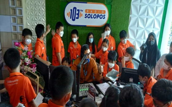 Seru! SD Santa Laurensia Alam Sutera Tangerang Belajar Jurnalistik di ...