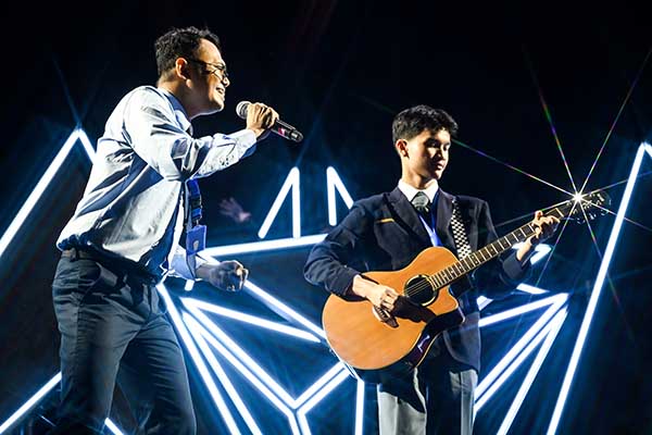 Penampilan Alan Walker Guncang Jakarta di Konser Walkerworld Asia Tour 2024 - Espos.id